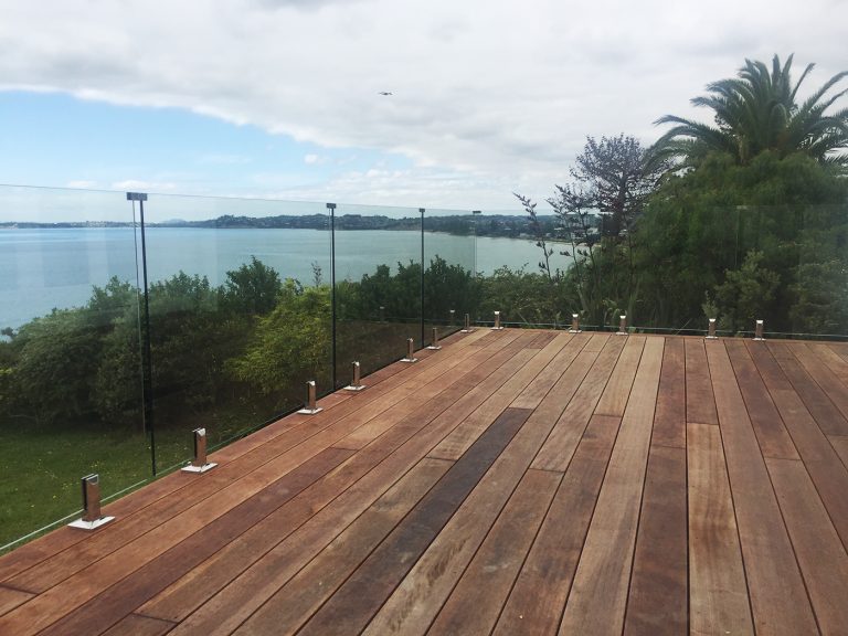 Precise Glass Fencing - Pool fencing and balustrades for Auckland ...
